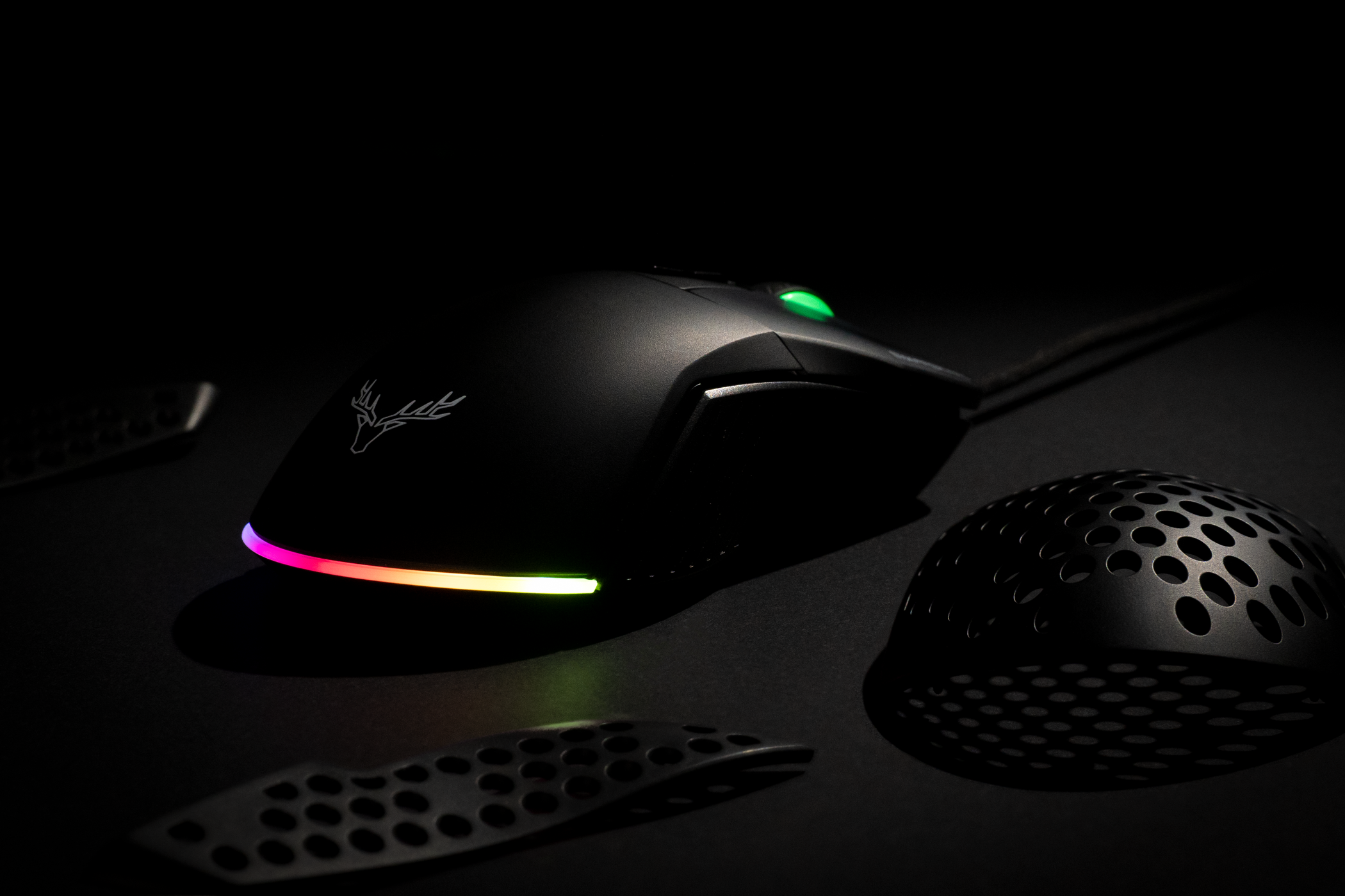 Venatos Swapper Pro™ Fully Customizable Gaming Mouse